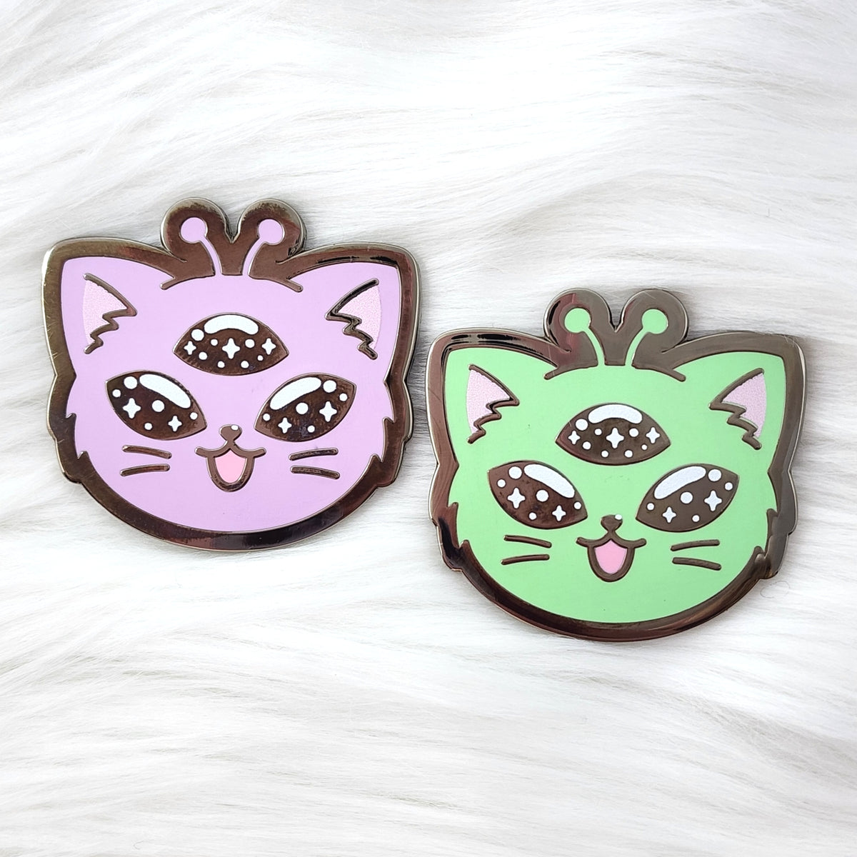 Alien Kitty Enamel Pin – NattyCat